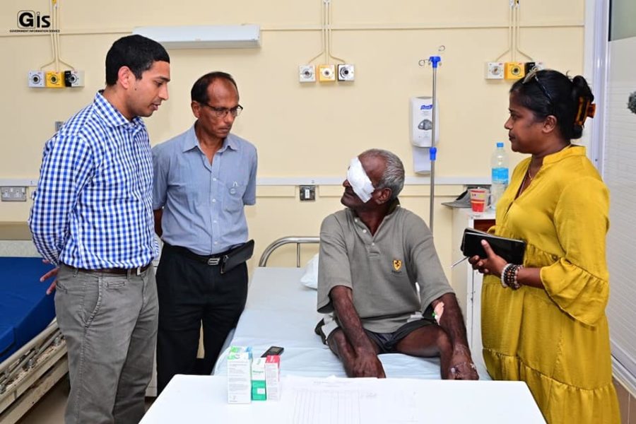 Dr Shiri Shetty performs corneal transplant surgeries on Mauritian ...